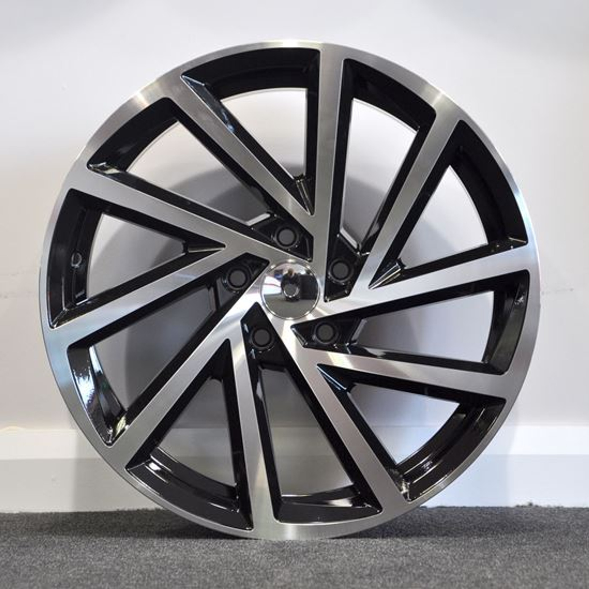 18 Alloy Wheels Golf R Style Vw Audi Seat Meduza Design Ltd