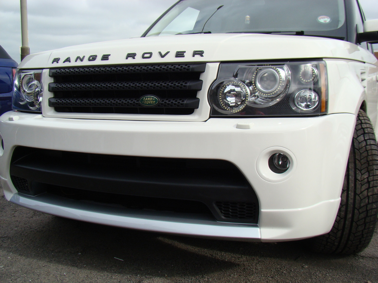 Range Rover Sport Autobiography Front Bumper 2005-2009 Models - Meduza ...