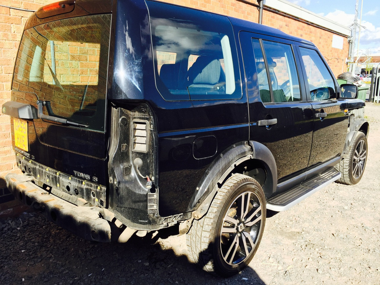 Land Rover Discovery 3 to 4 2016 Conversion Facelift - Meduza Design Ltd