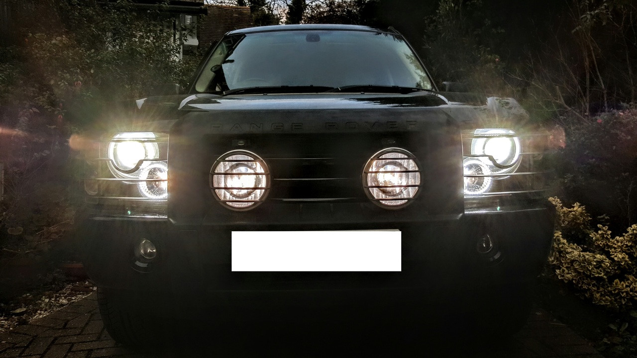 Range Rover Headlight Conversion to LED Spec 2002-2004 - Meduza Design Ltd