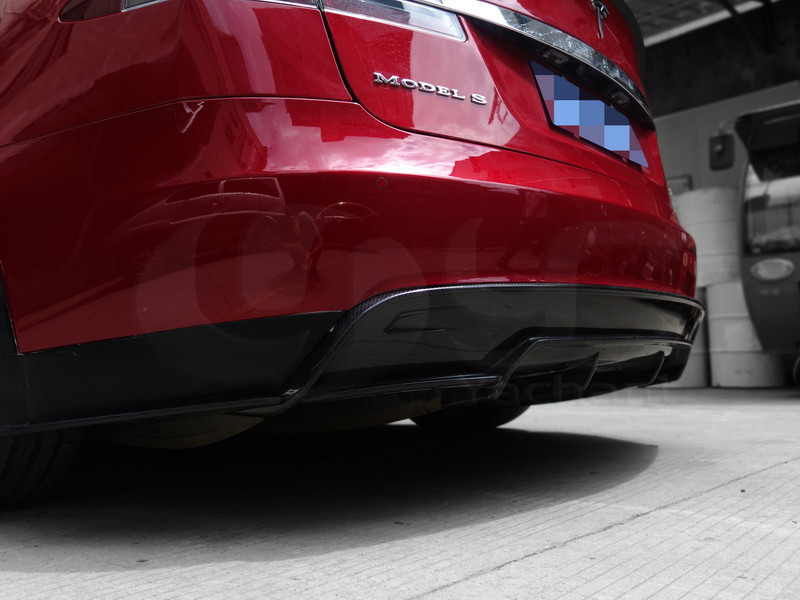 Tesla Model S Carbon Fiber Rear Diffuser - Meduza Design Ltd