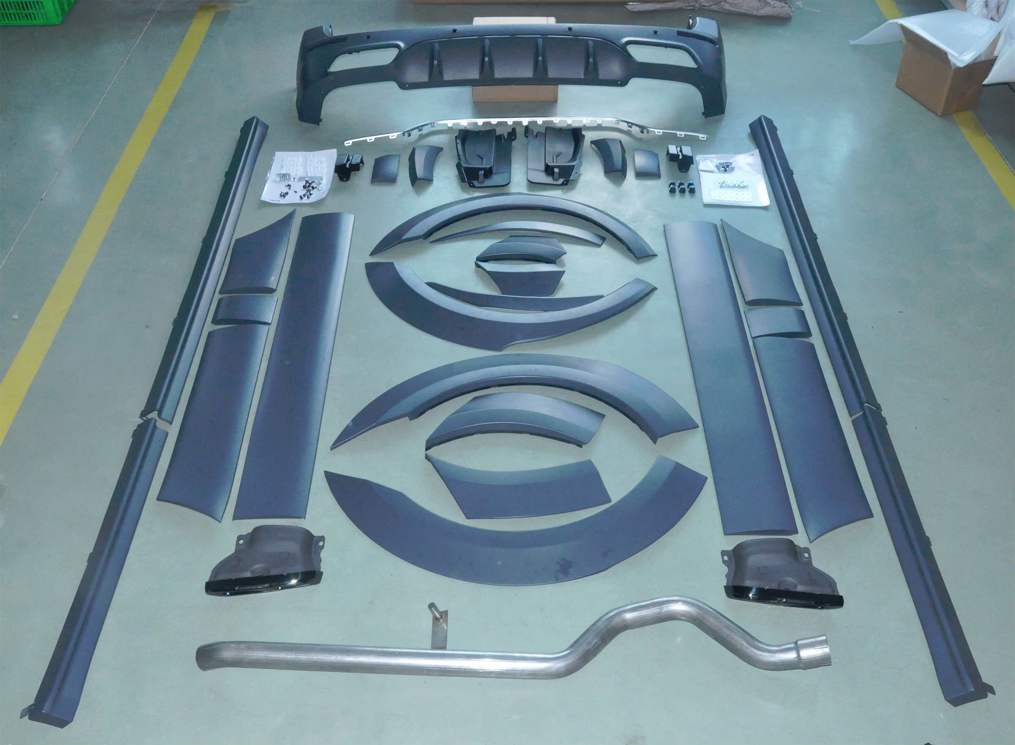 Mercedes Sprinter 2023> Lux Body Kit - Meduza Design Ltd