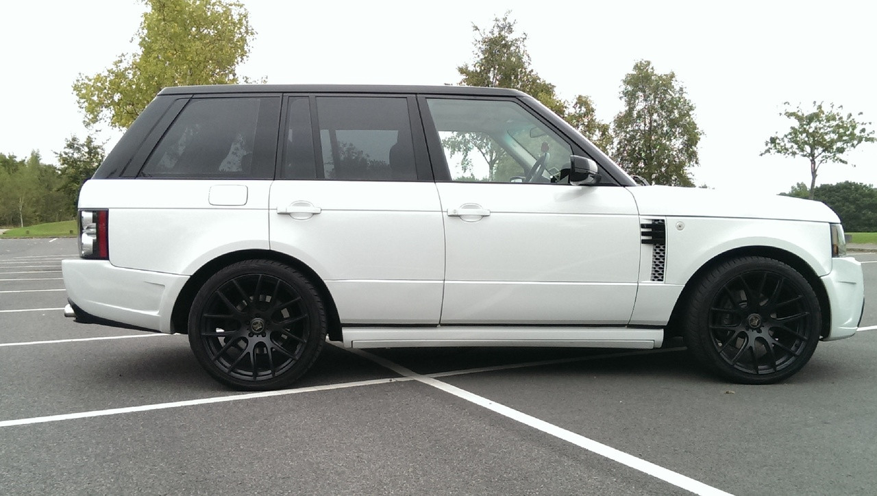 Range Rover Vogue L322 Meduza RS Side Skirts Body Kit - Meduza Design Ltd