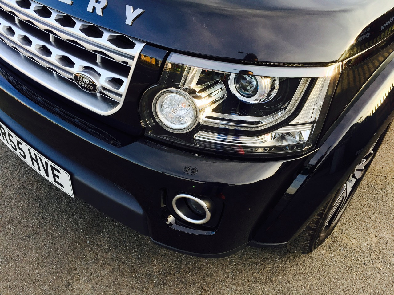 Land Rover Discovery 4 to 2016 Conversion Facelift - Meduza Design Ltd