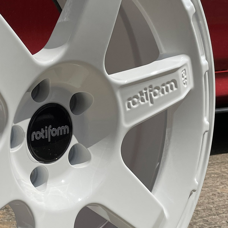 Finally! White Rotiform KB1's in 19 inch for Ford Focus - SRB Power Limited