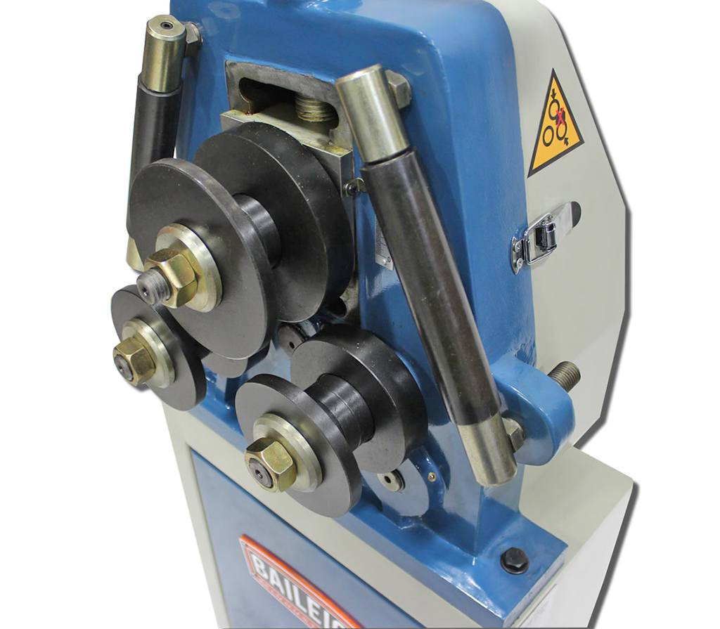 Baileigh Manual Roll Bender | Midwest Technology