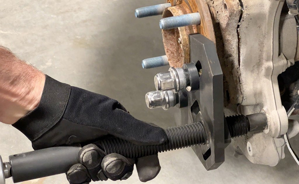 Lisle Hub Remover | Midwest Technology