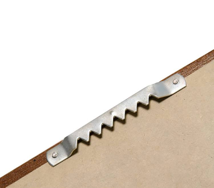 Small Sawtooth Hangers, 25-Pack | Midwest Technology