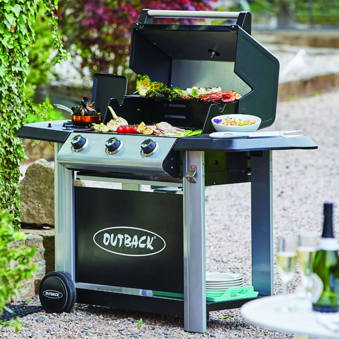 Outback Magnum 3 Burner Hybrid Barbecue with Free Regulator | Charlies