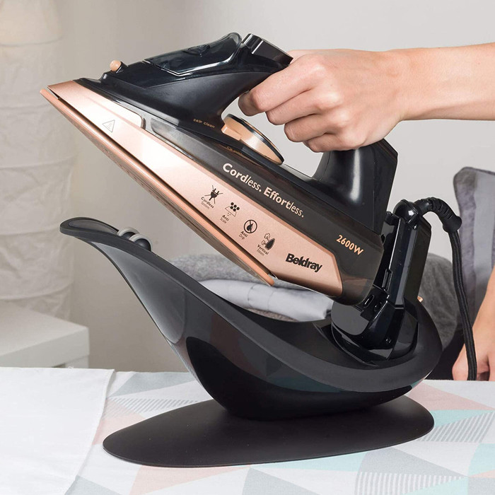 Beldray 2-in-1 Cordless Steam Iron – Rose Gold | Home & Kitchen ...