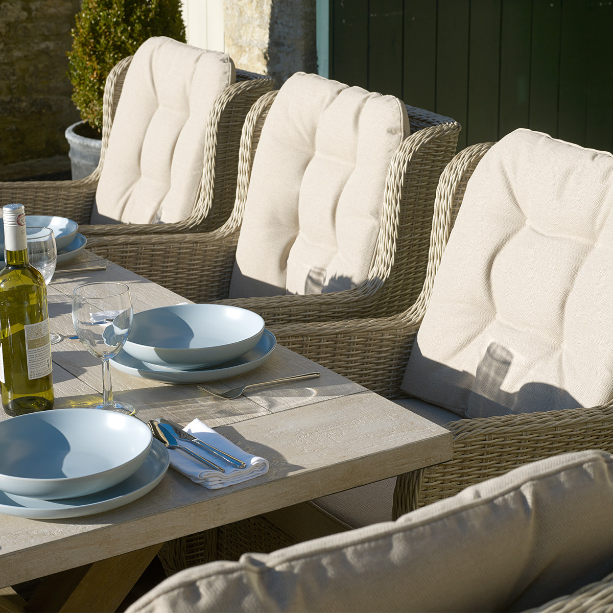 Bramblecrest Chedworth 8 Seater Rattan Dining Garden Furniture Set ...
