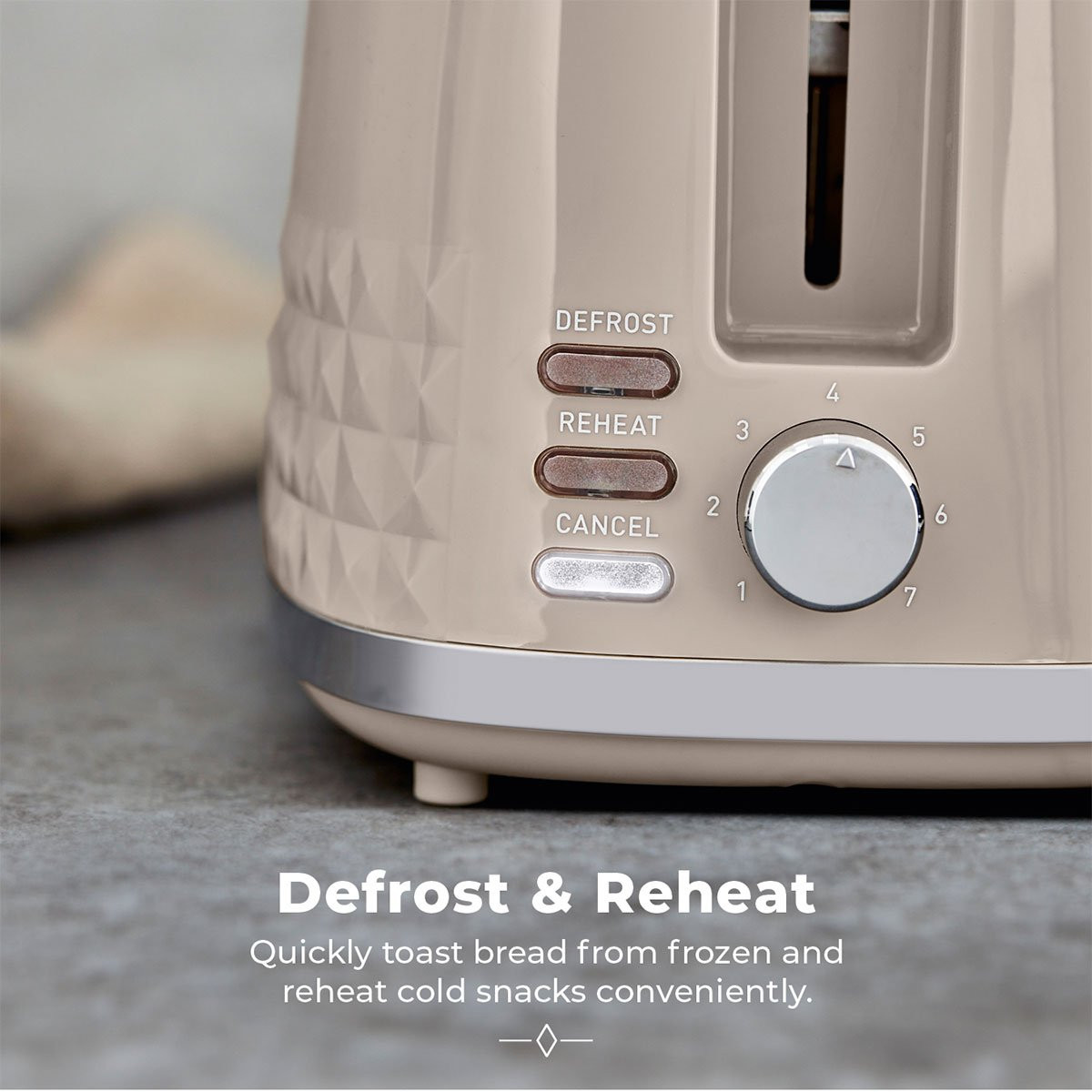 Tower Solitaire 2 Slice Toaster - Latte | Charlies
