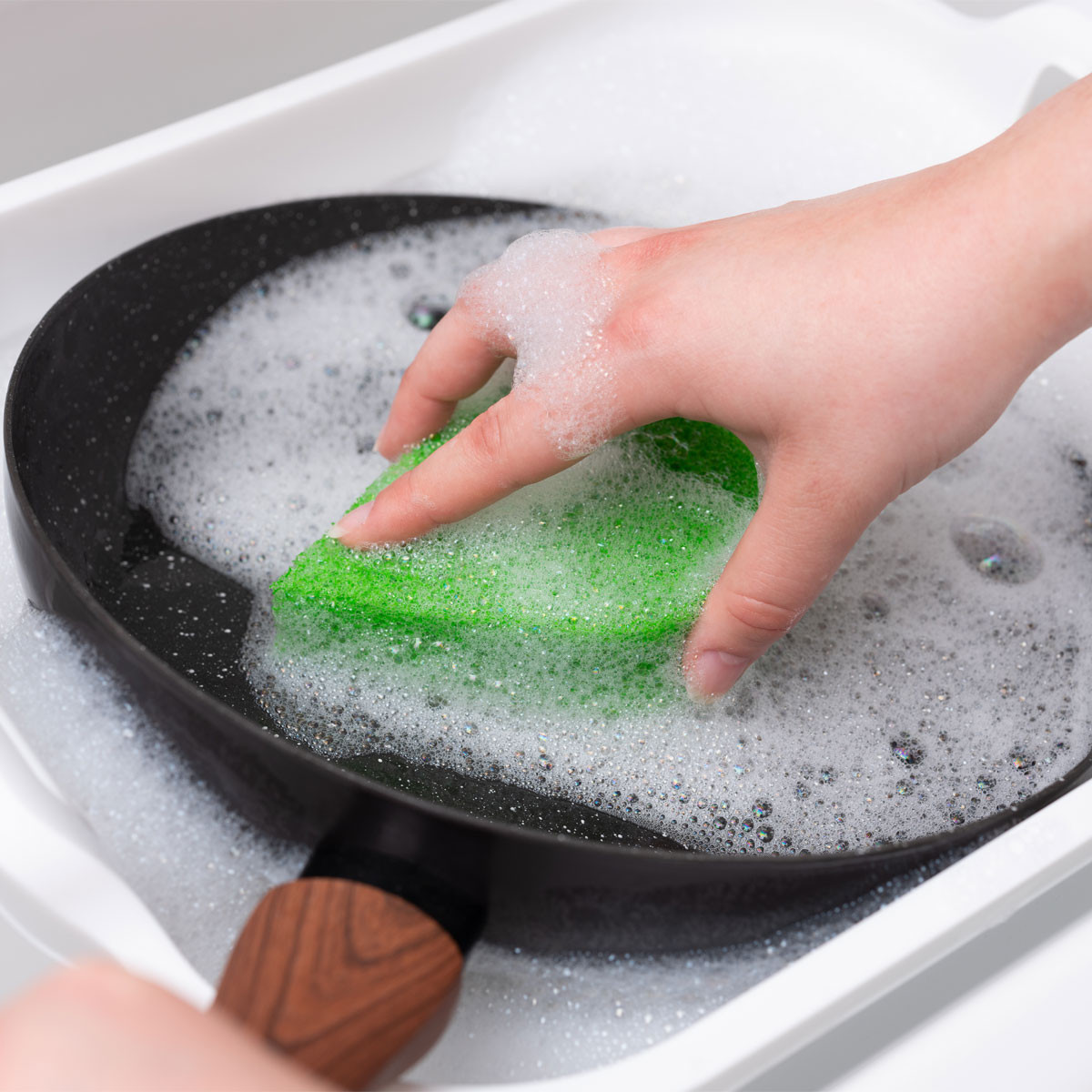 Fairy Original Tear Drop Non-Scratch Sponge Scourer | Charlies