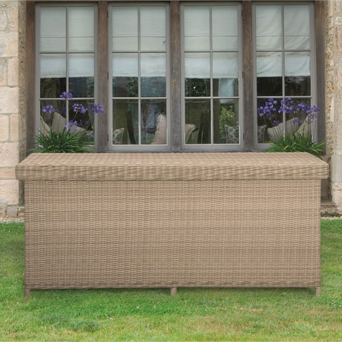 Bramblecrest Chedworth Rattan Cushion Box with Weatherproof Liner ...