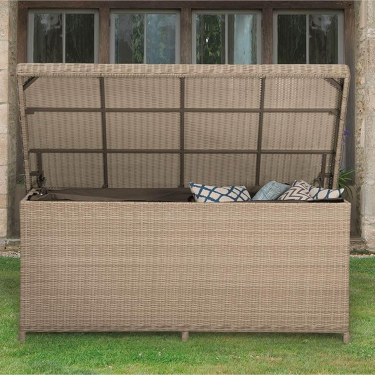 Bramblecrest Chedworth Rattan Cushion Box with Weatherproof Liner ...