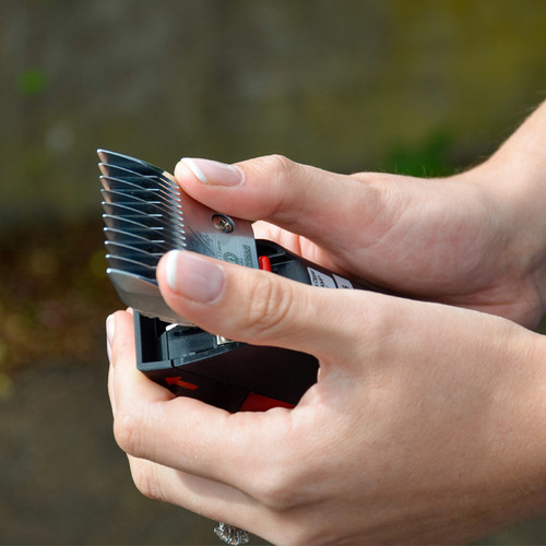 Liveryman Harmony Plus Rechargeable Clipper with Fine Wide 2.4mm Blade