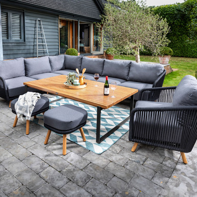 Casual dining garden furniture store