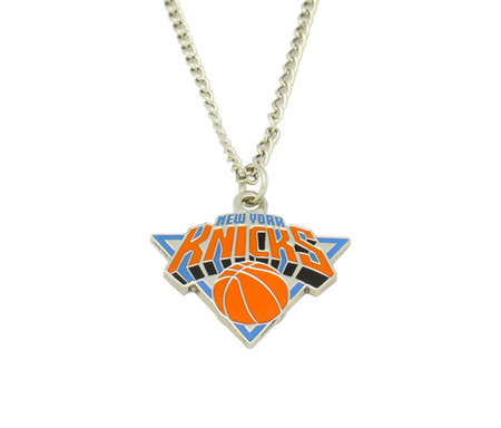 Knicks gold pendant store