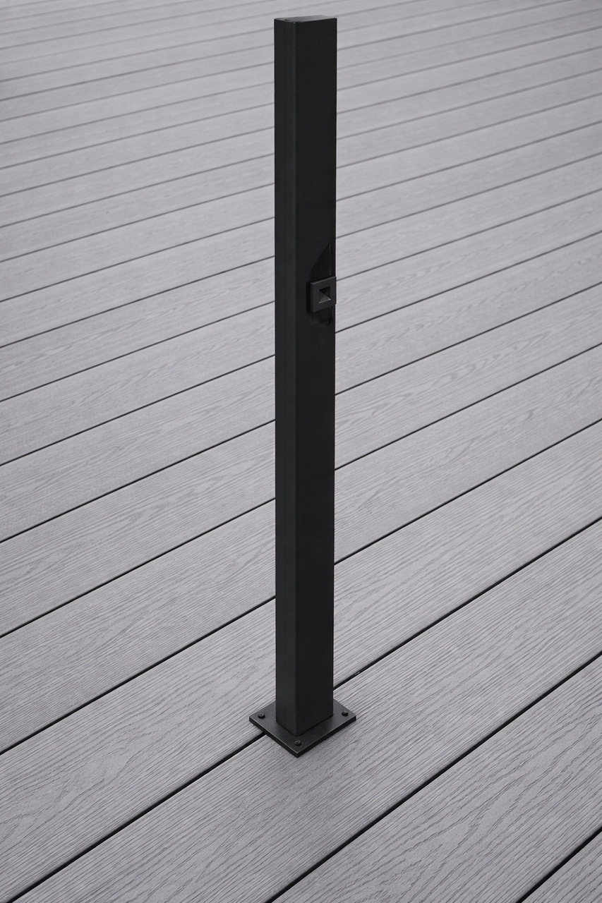 Intermediate post for Deckorators frame kit