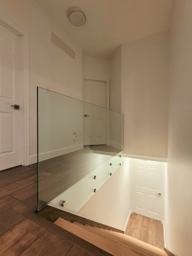 InvisiRail Full Glass Panel | DeckExpressions