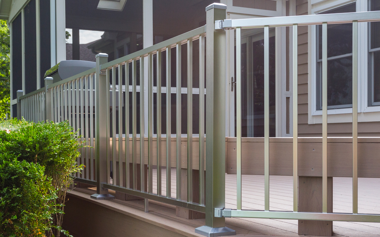 Deckorators ALX Classic Railing | DeckExpressions