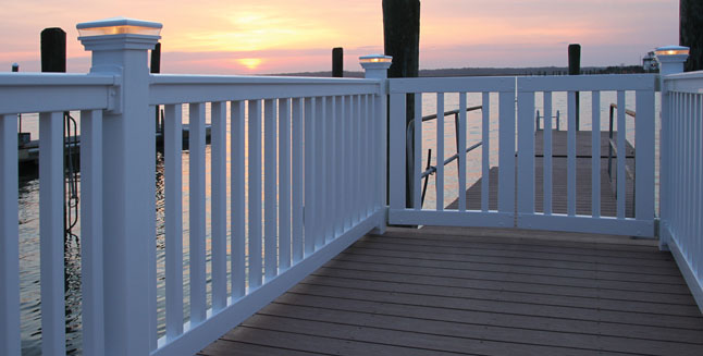 RDI Select Series Vinyl Railing - Deck Expressions