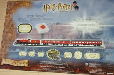 R1234M HO Scale Harry Potter, Hogwart Express' Train Set - MRS Hobby Shop
