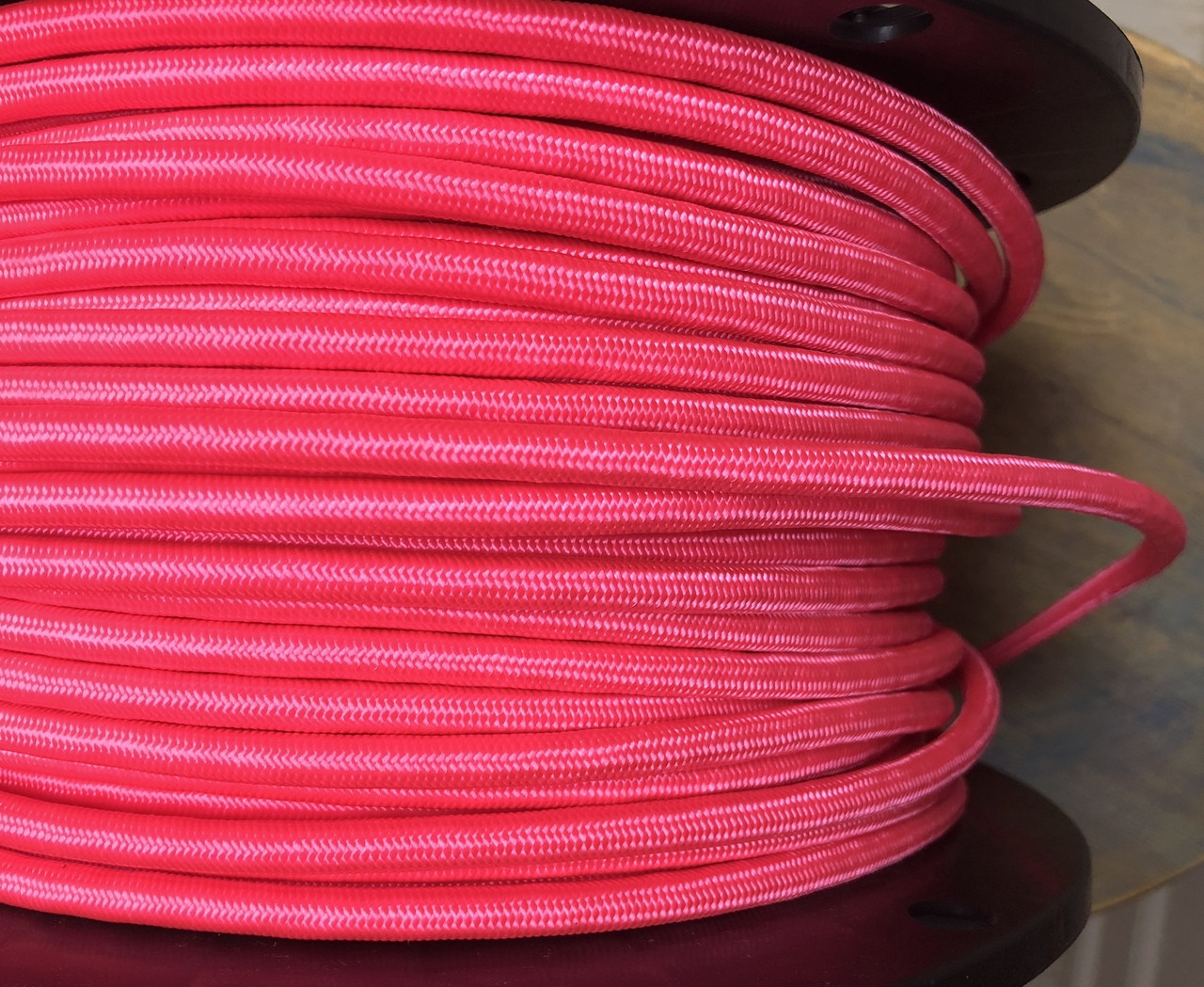 Round 3-Wire Cloth Covered Cord | Round 3-Conductor Wire
