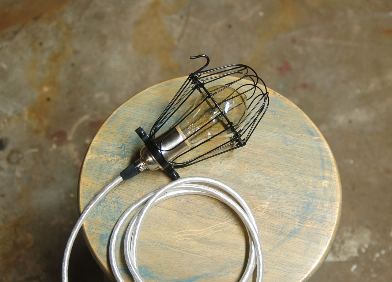 Black Wire Bulb Cage, Clamp On Lamp Guard - Snake Head Vintage