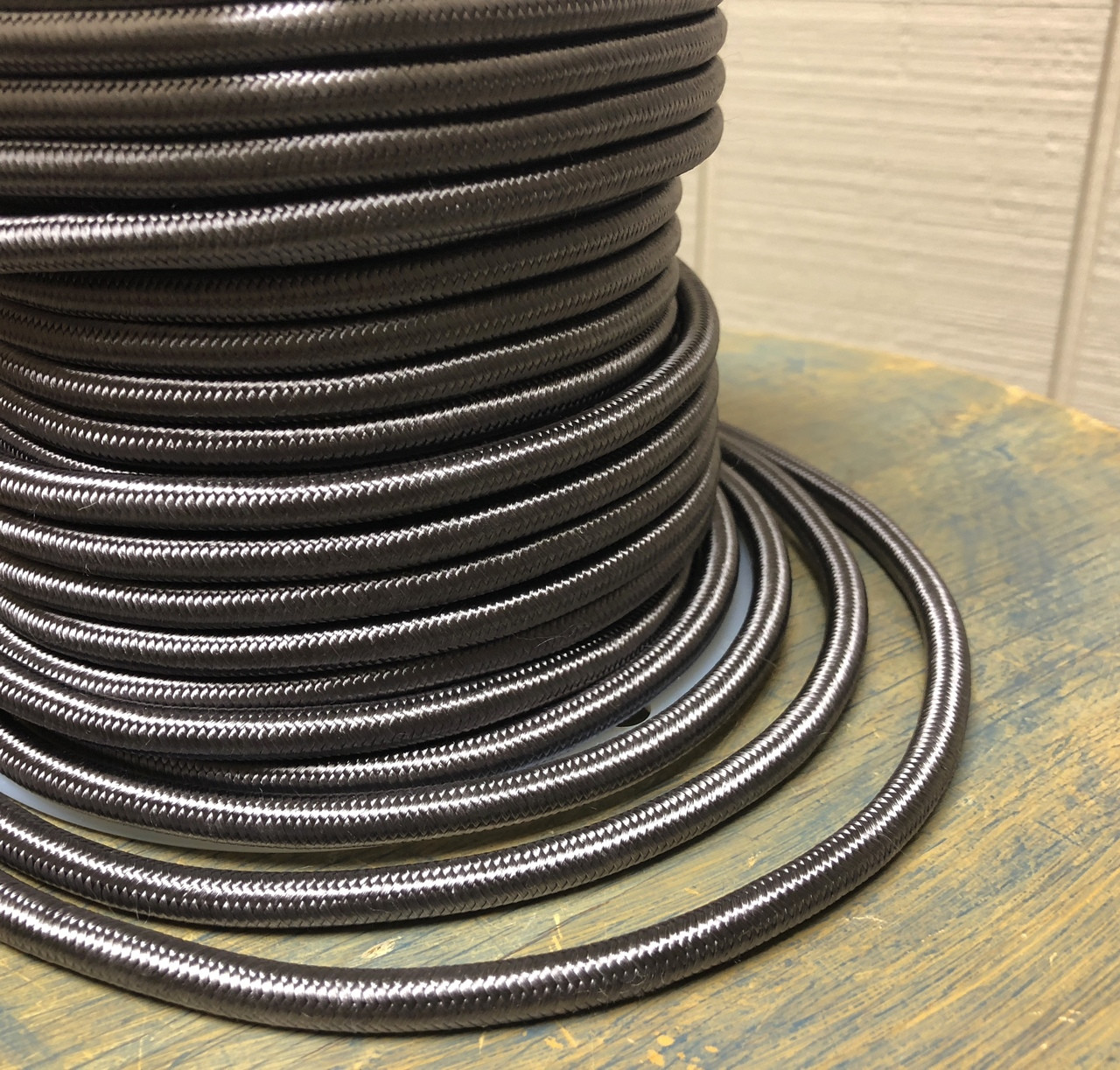 Round 3-Wire Cloth Covered Cord | Round 3-Conductor Wire