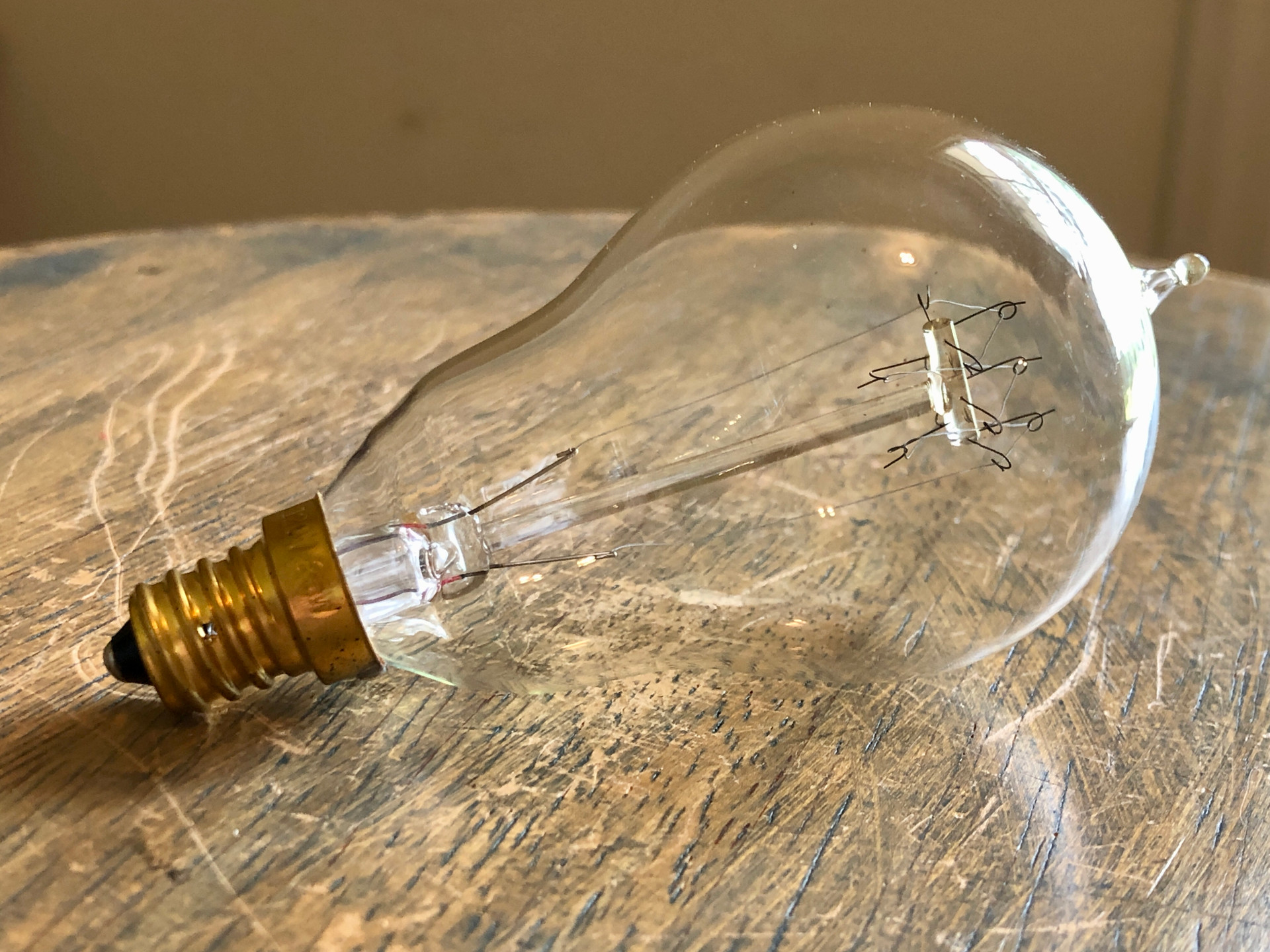 Antique Light Bulbs | Vintage Style Light Bulbs