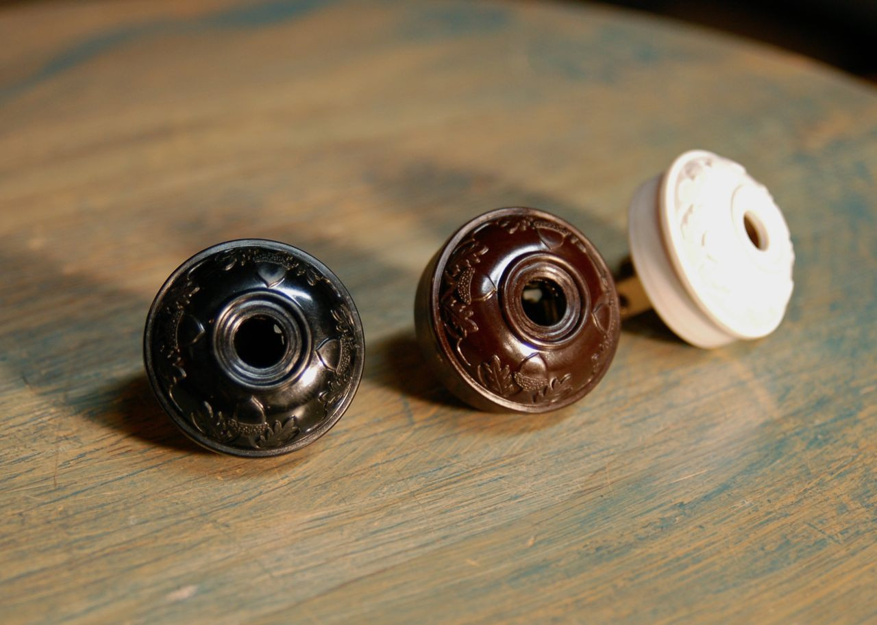 Vintage Bakelite Electrical Plugs | Old Style Electrical Acorn Plug