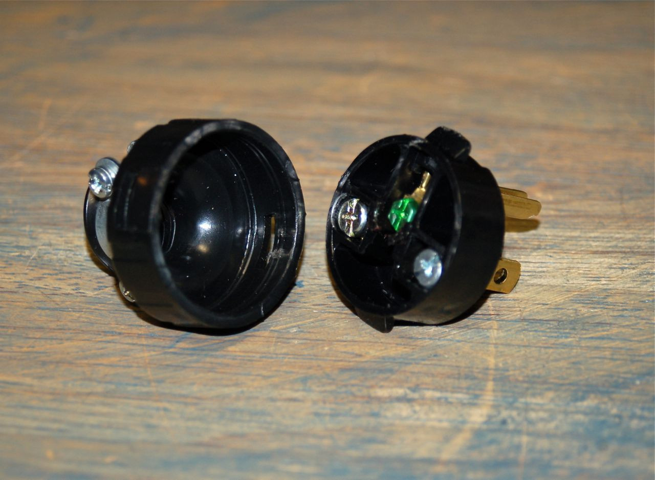 3 Prong Electrical Plug w/ Cord Clamp - Grounded Industrial Style
