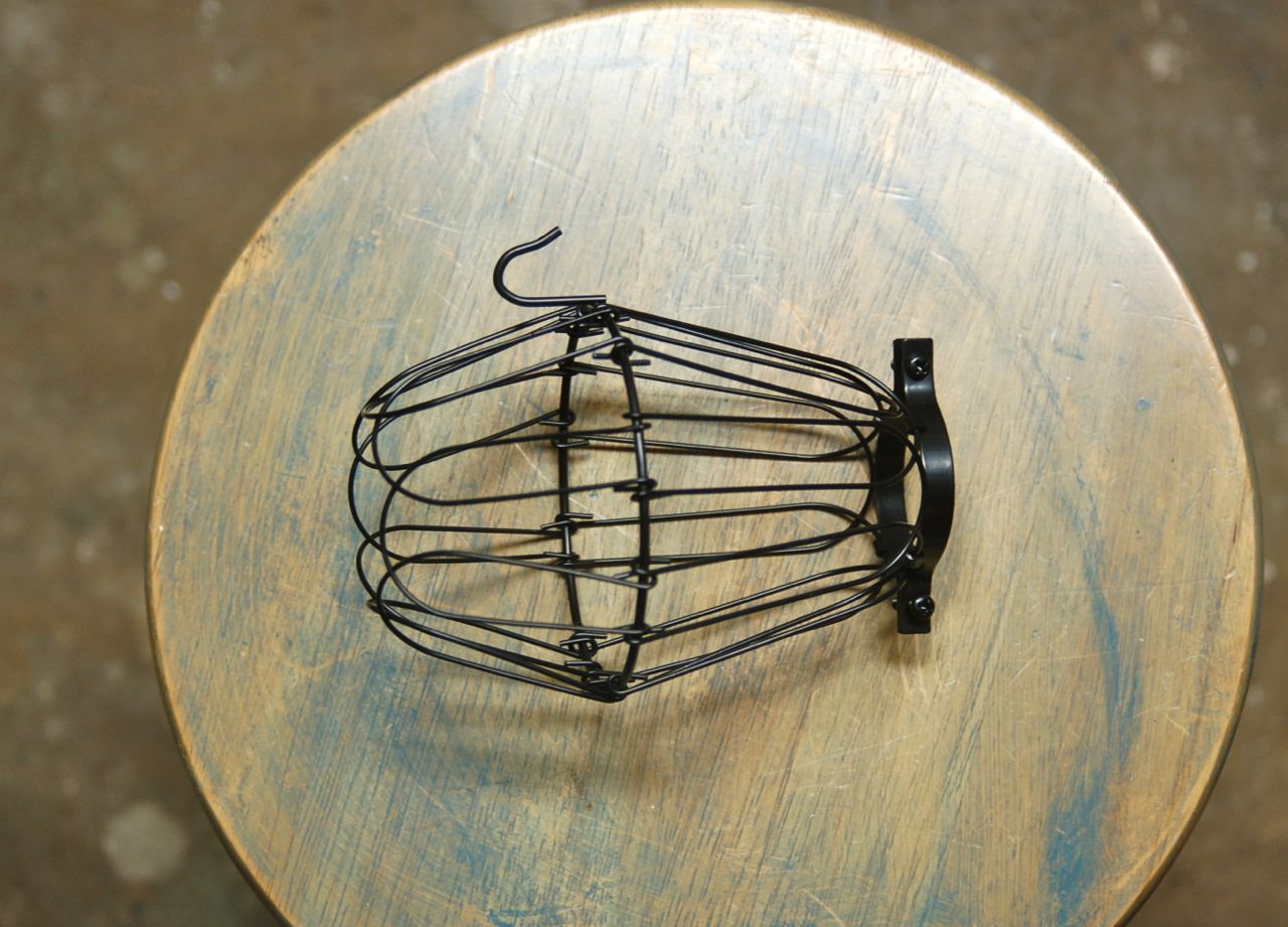 Black Wire Bulb Cage, Clamp On Lamp Guard - Snake Head Vintage