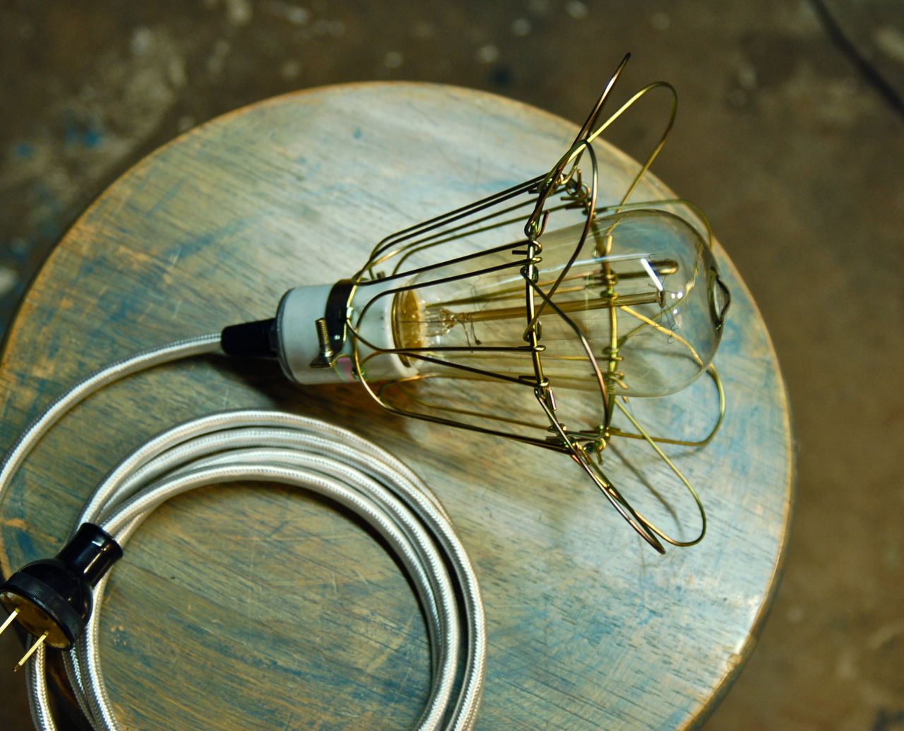 Brass Wire Bulb Cage | Vintage Bulb Cage | Snake Head Vintage