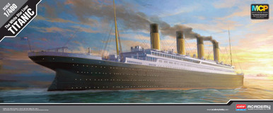 Academy Models 14215 R.M.S. Titanic 1/400 Scale Model Kit - hobbywurks