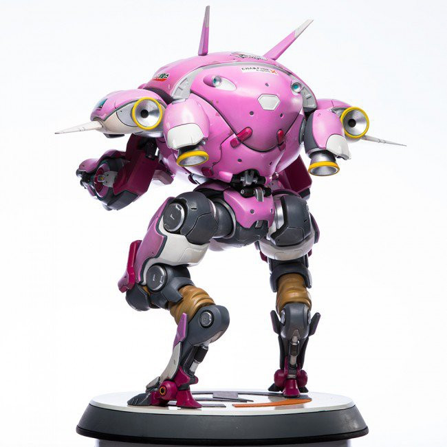 Overwatch D.Va with MEKA 19 Statue Blizzard - ToyWiz
