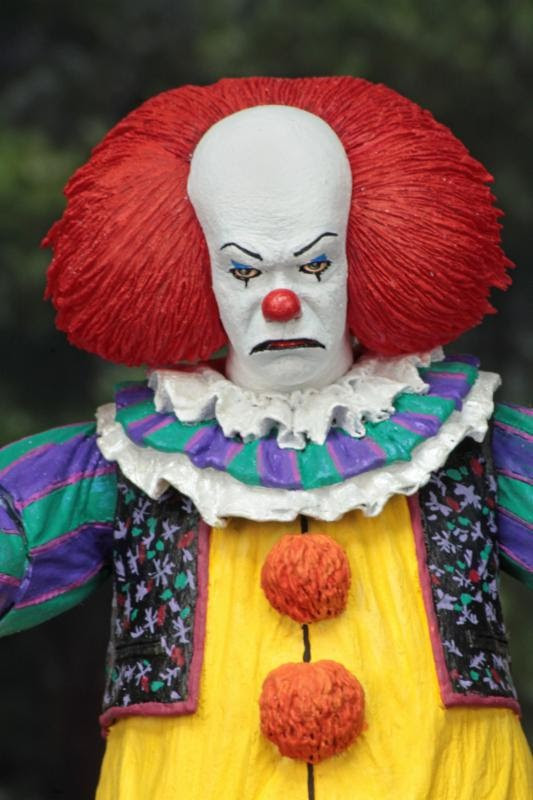 NECA IT Movie 1990 Pennywise 7 Action Figure Tim Curry - ToyWiz
