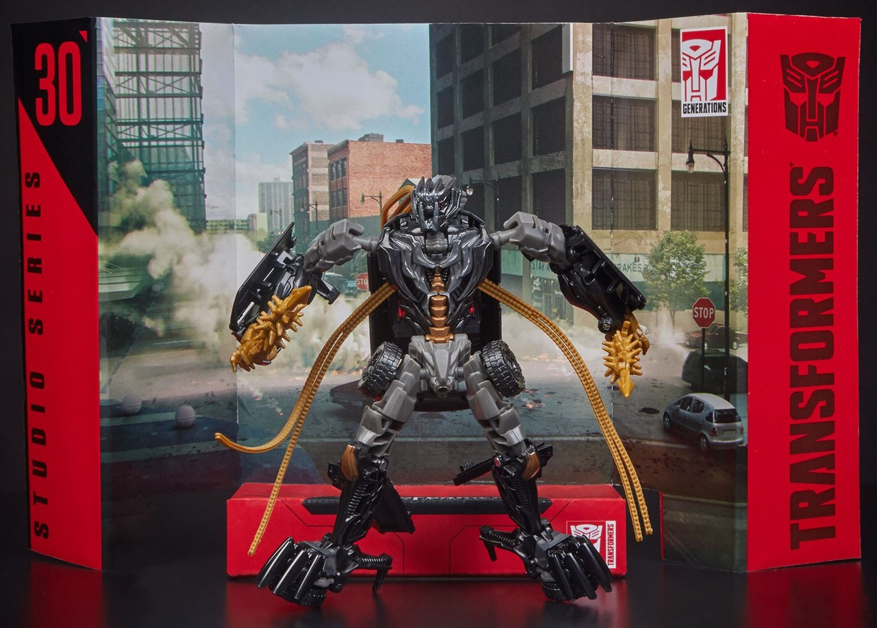 Transformers Generations Studio Series Crankcase Deluxe Action Figure ...
