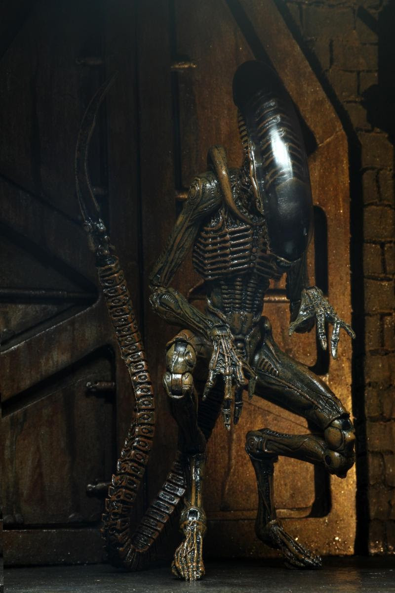 NECA Alien 3 Dog Alien Xenomorph 9 Action Figure Ultimate - ToyWiz