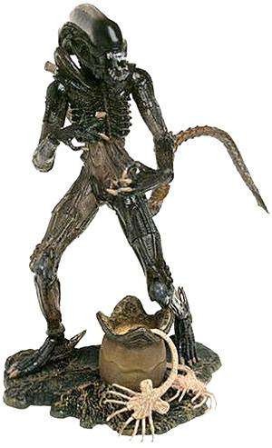 McFarlane Toys Alien Alien Action Figure - ToyWiz