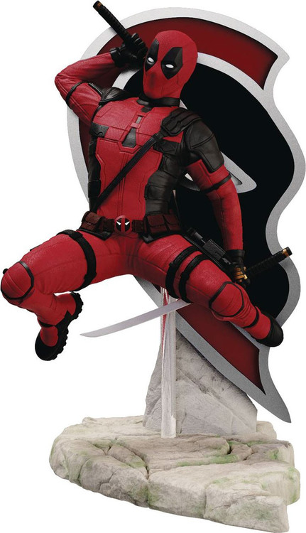 Marvel Deadpool Wolverine Deadpool Statue DS-164 Beast Kingdom - ToyWiz