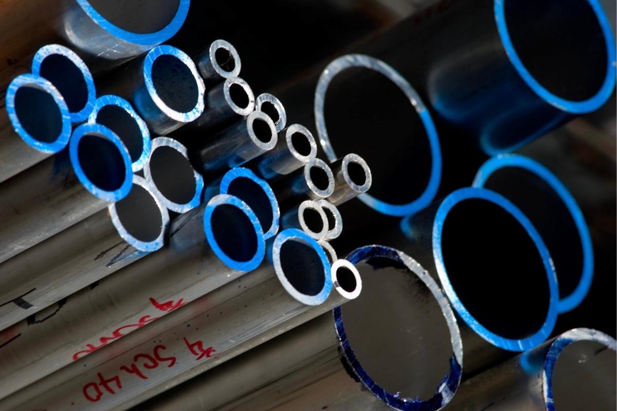 Pipe and Tube Differences Explained - Cut2SizeMetals