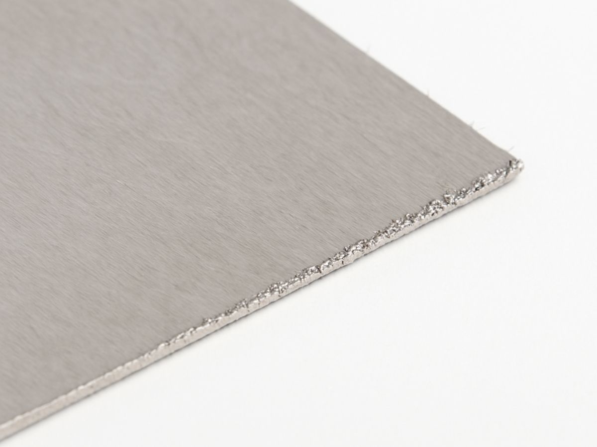 Deburred Metal Edges: What to Expect from Cut2SizeMetals - Cut2SizeMetals