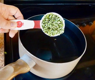 How to use and cook with Moringa - All About Neem