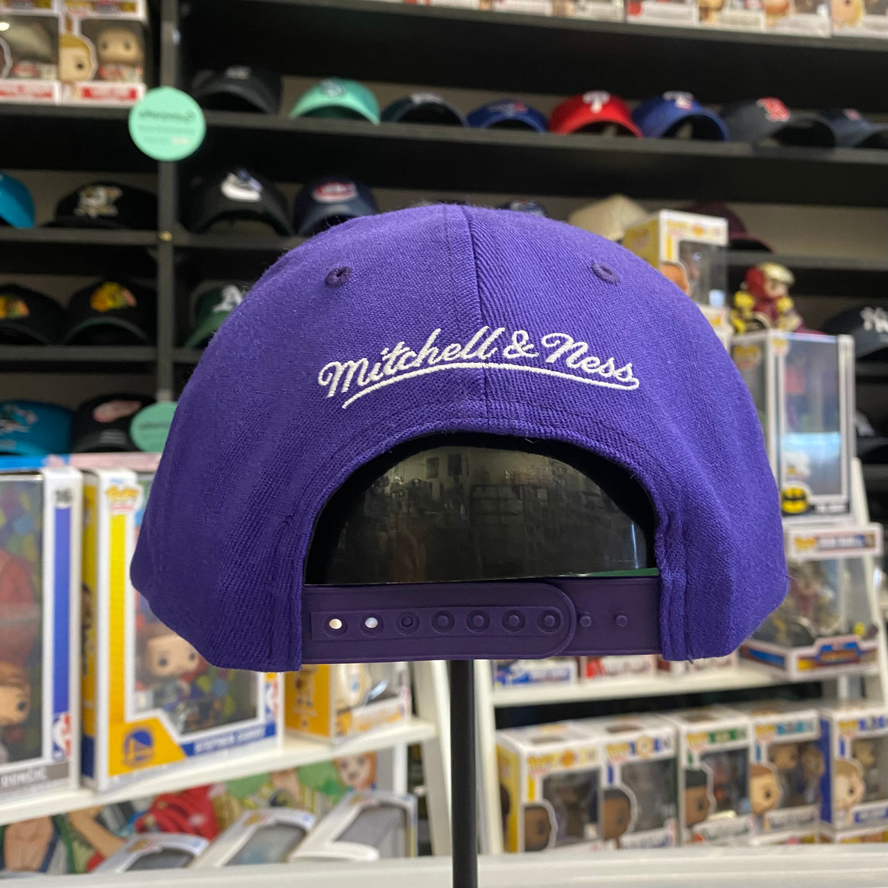 Phoenix Suns Purple and White Mitchell & Ness Snapback Hat