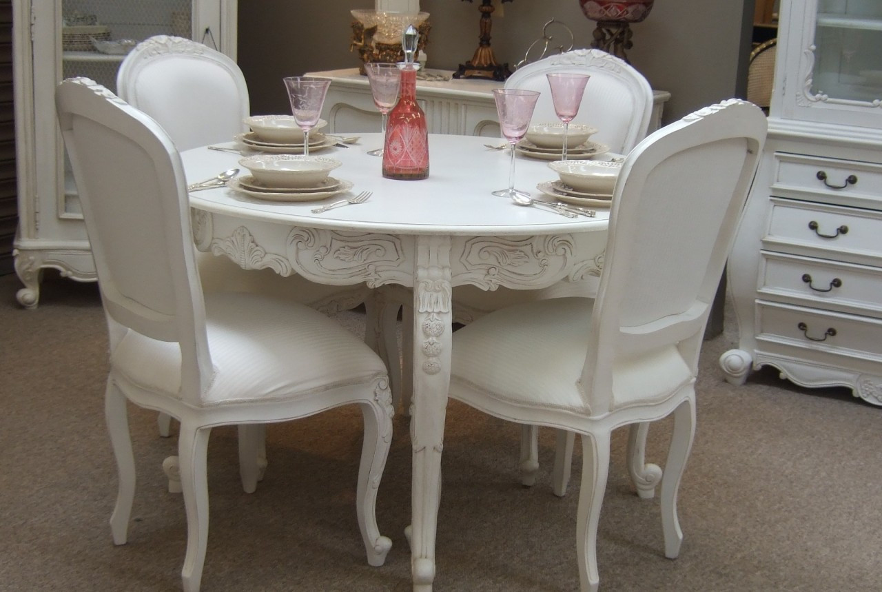 French Provincial Dining Table Set, 4 chairs & 1 Table Distresssed White