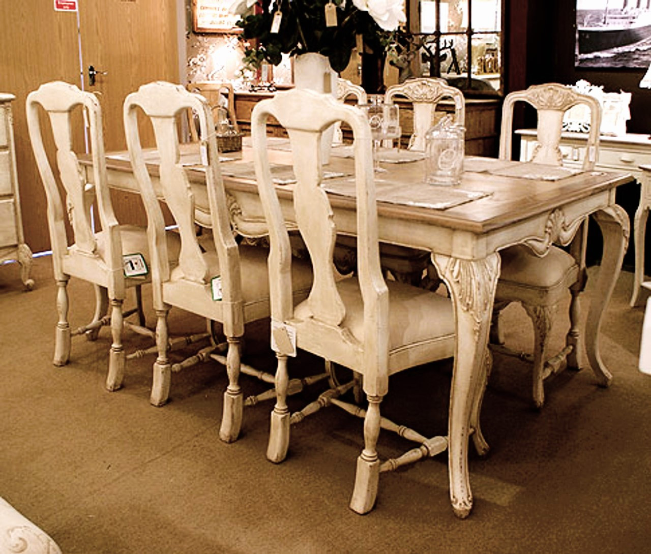 French Provincial Dining Table Set, 4 chairs & 1 Table Distresssed White