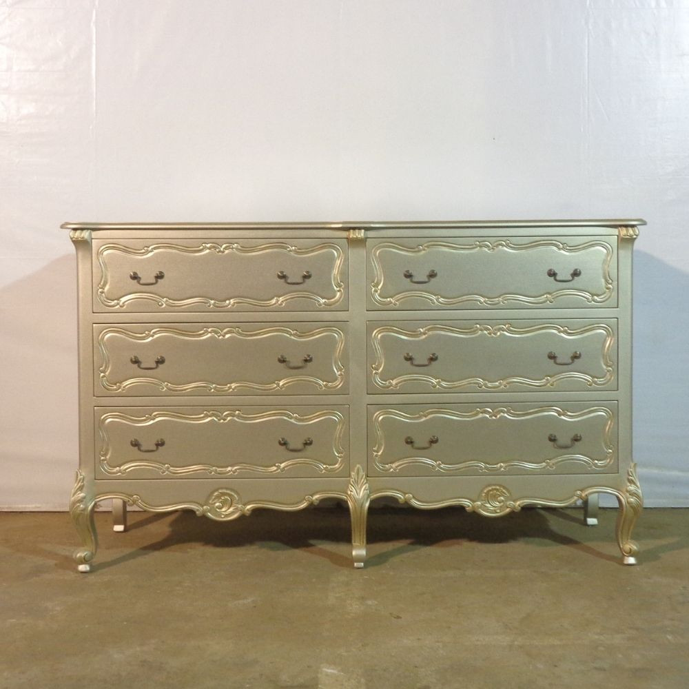White French Provincial Chest of Drawers