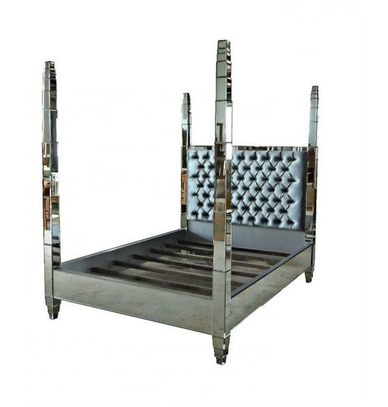 Traditional Four Poster Beds